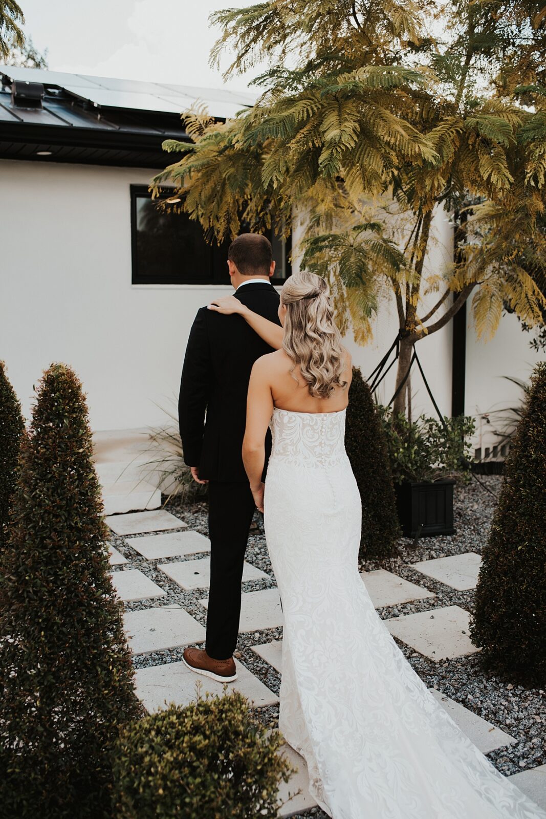 Downtown Tampa Elopement | Tami + Mason - Anna Holden Photo