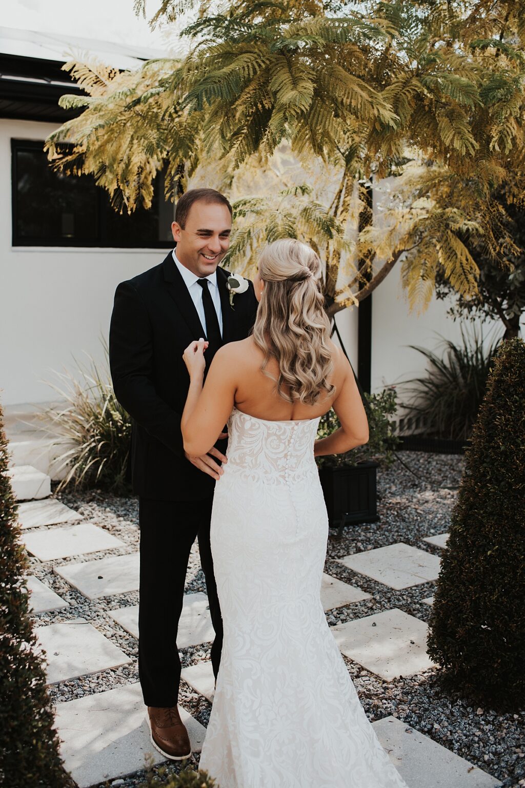 Downtown Tampa Elopement | Tami + Mason - Anna Holden Photo